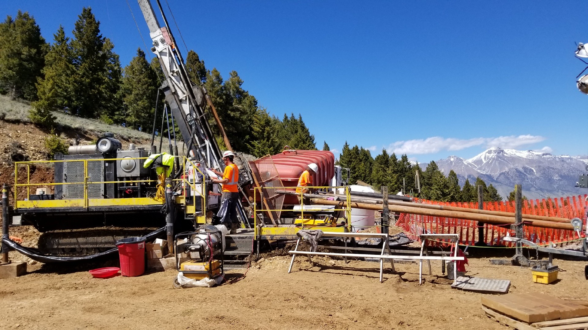 Phoenix Copper Shares Are Up 81.5% Over the Past Month. What's Next?